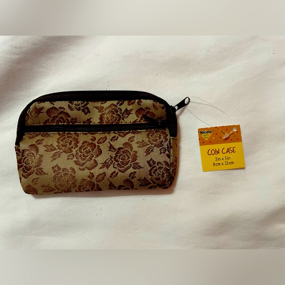 Nicole | Accessories | Nwt Nicole Coin Case Brown Floral Pattern | Poshmark
